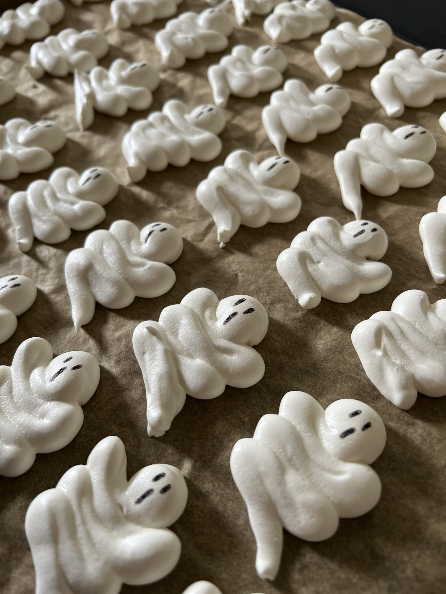 Meringue Ghost Cookies – KAGU CUISINE